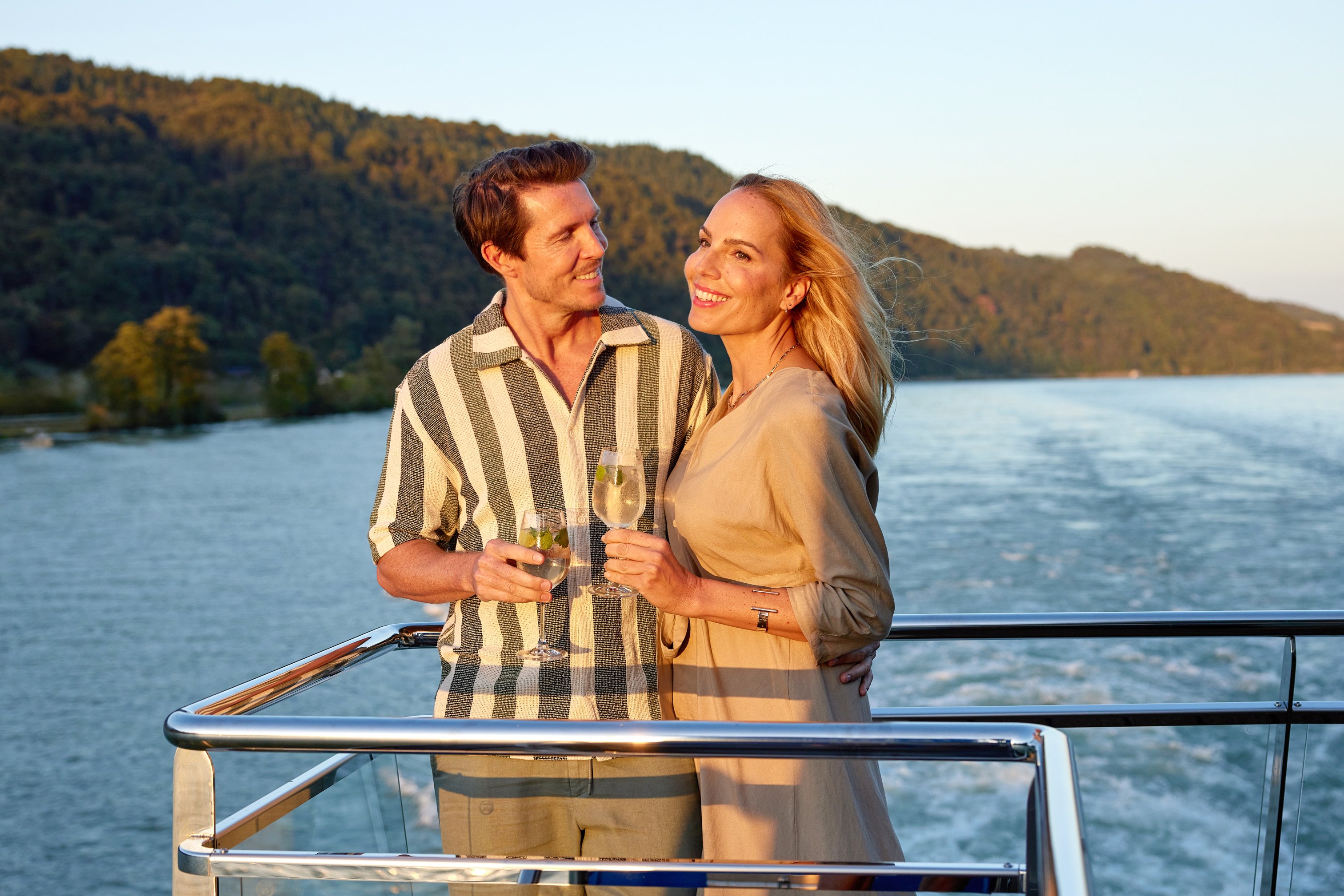 Homepage | VIVA Cruises